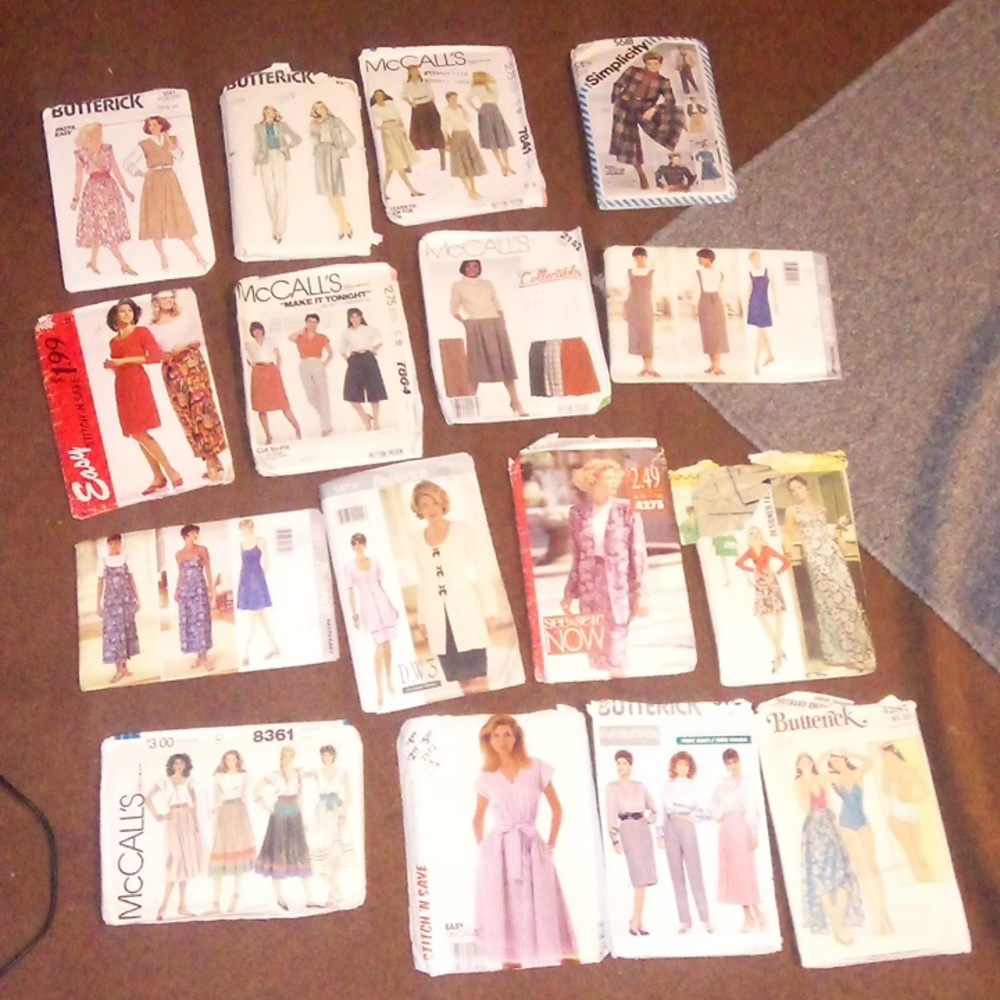 Used (16) Bulk Of Vintage Clothing Patterns For Sale … - Gem